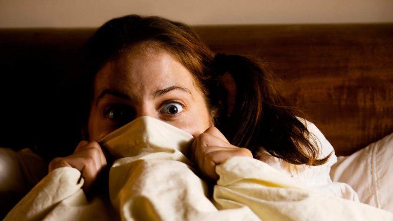 How to Enjoy Horror Movies, Explained - The Cinemaholic