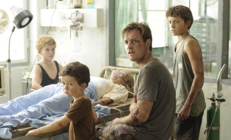 The Impossible Ending, Explained | Tsunami Movie Plot Synopsis